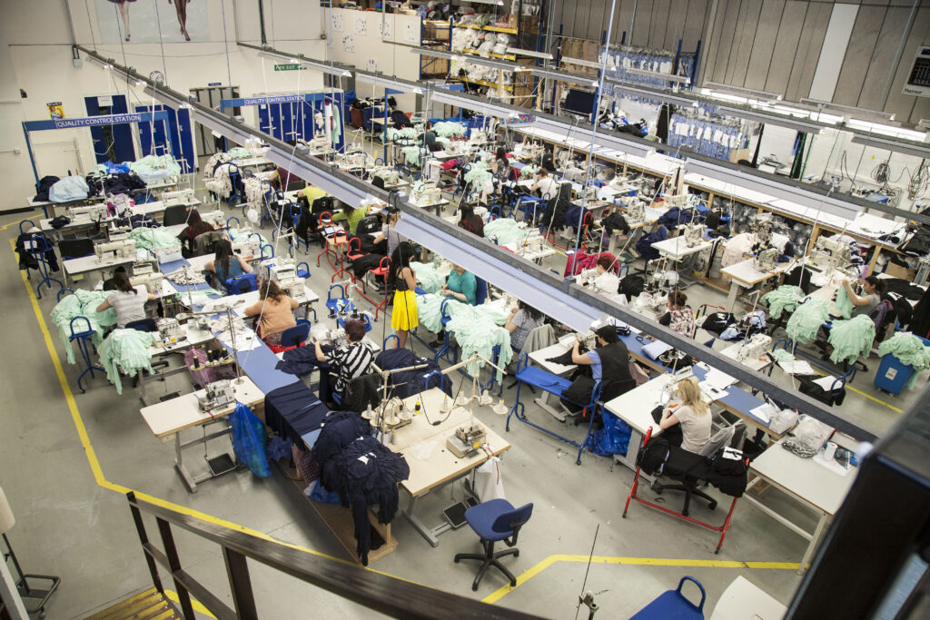 Fashion Works Designers & Glasgow Caledonian Students Take the Factory ...